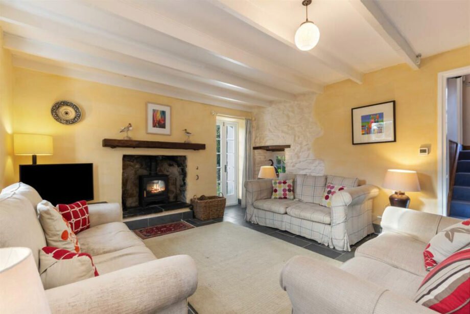 Grade II listed home hits the market for £700,000 with stunning hidden ...