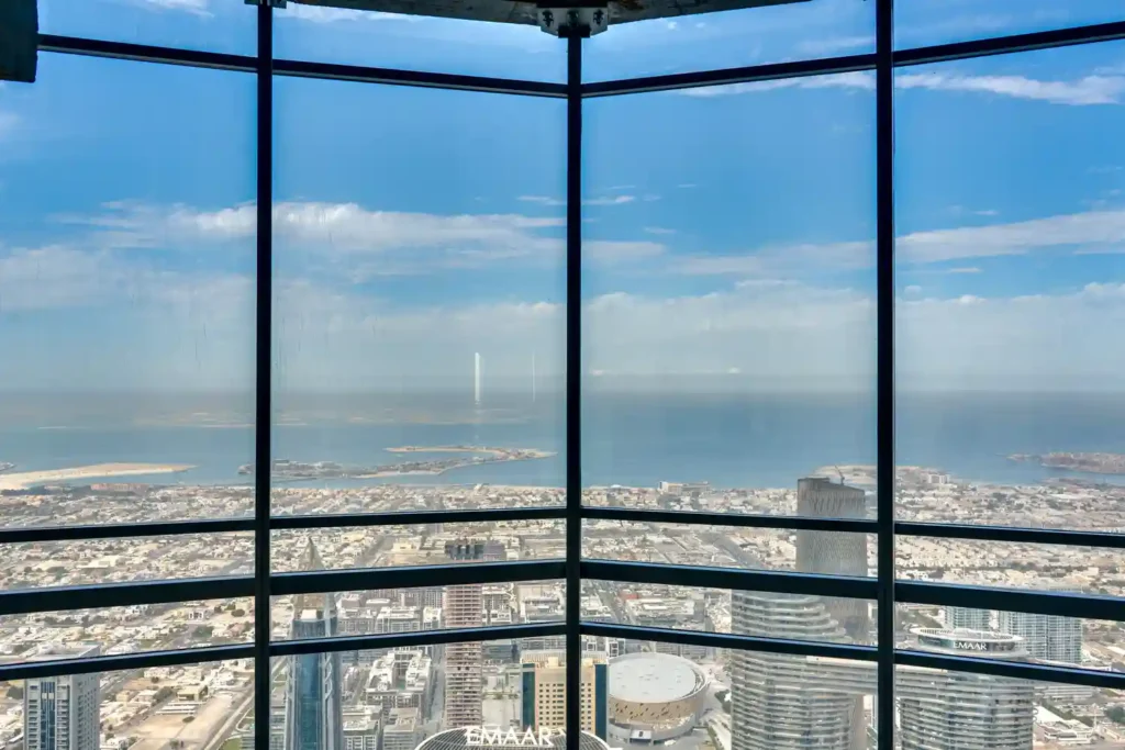 'Palace in the sky’ in world's tallest building hits market for £40m ...