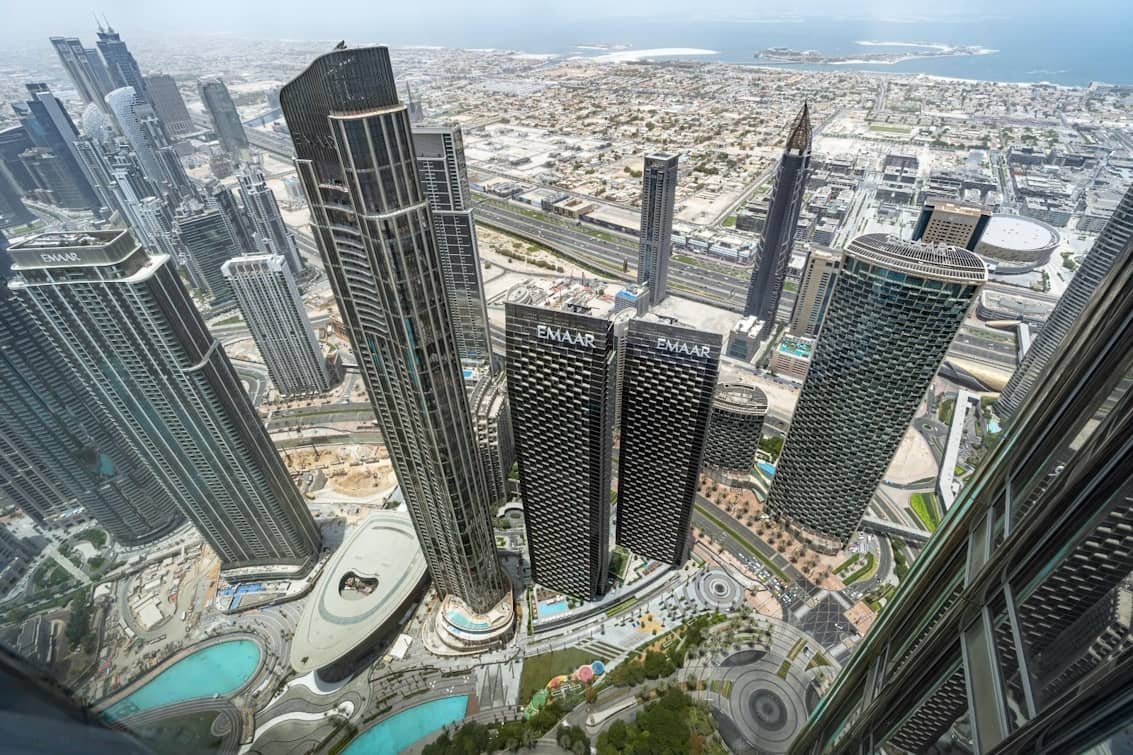 'Palace in the sky’ in world's tallest building hits market for £40m ...