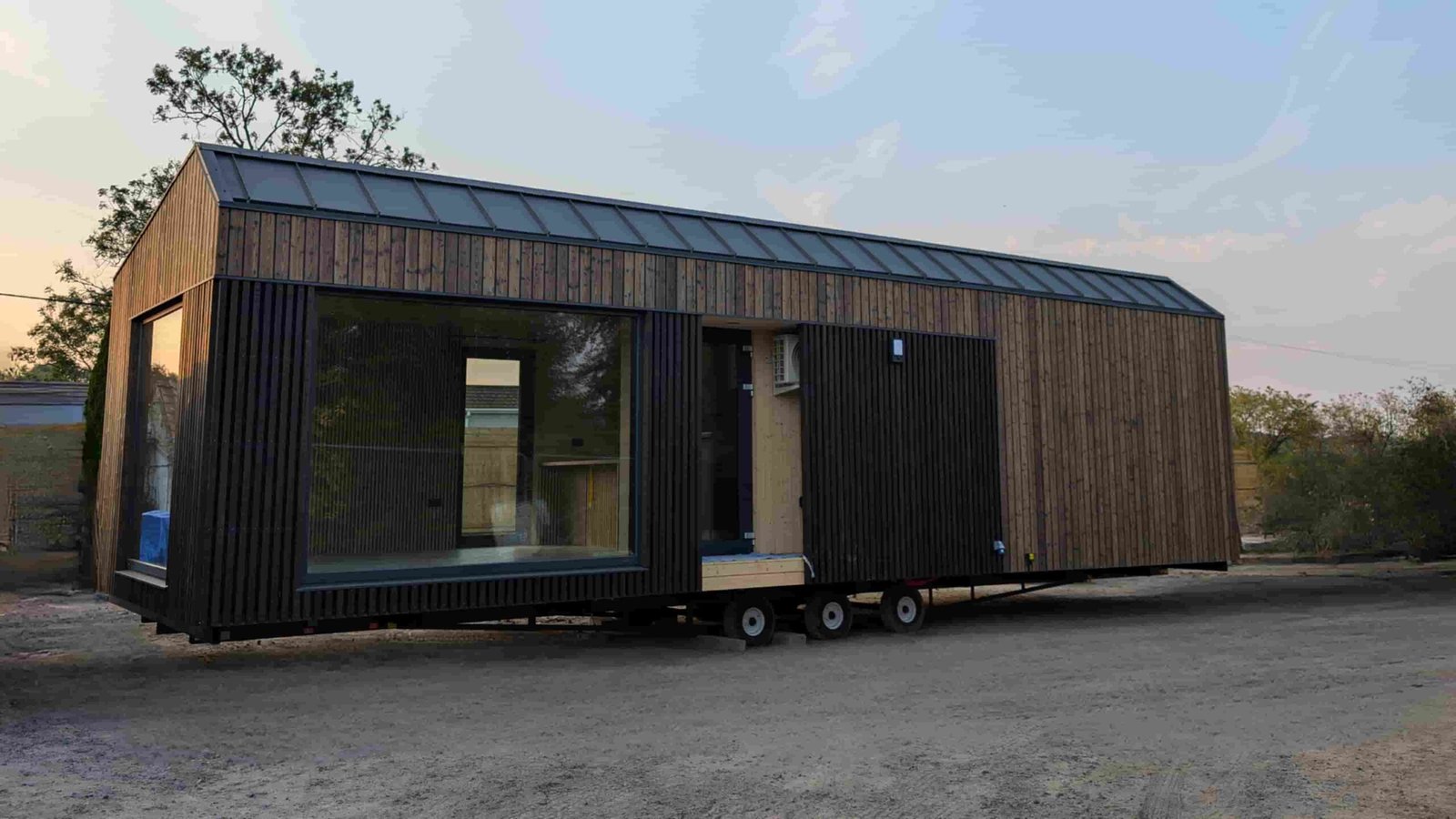 You can now buy a FOLDABLE house for £72,500 complete with solar panels ...