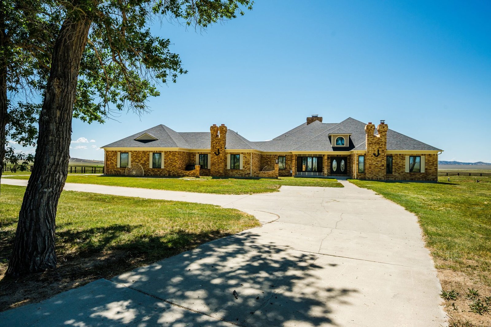 Giant ranch twice the size of London and FOUR times bigger than New ...